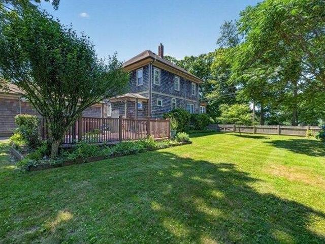 house with 3 bedroom, Dartmouth MA DS104112769