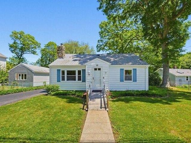house with 3 bedroom, Dartmouth MA DS104191126