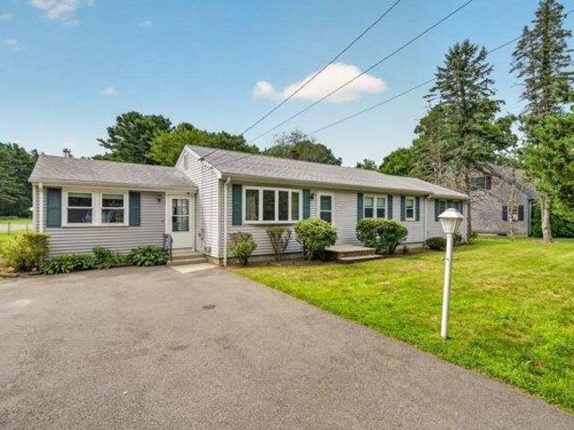 house with 3 bedroom, Dartmouth MA DS104329335