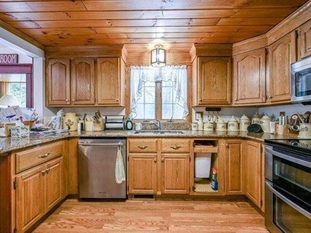 house with 3 bedroom, Dartmouth MA ES102827819