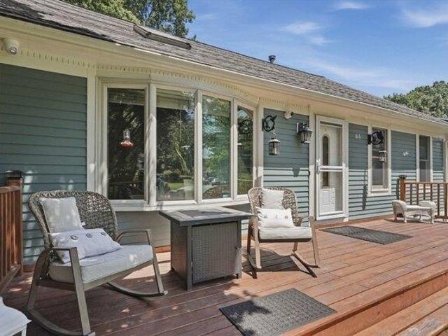 house with 3 bedroom, Dartmouth MA ES104832661