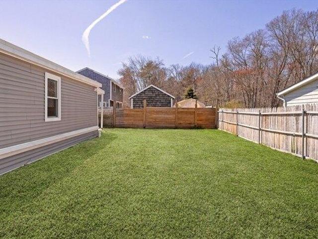 house with 3 bedroom, Dartmouth MA ES104009009