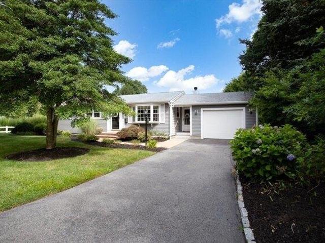 house with 3 bedroom, Dartmouth MA ES105425173