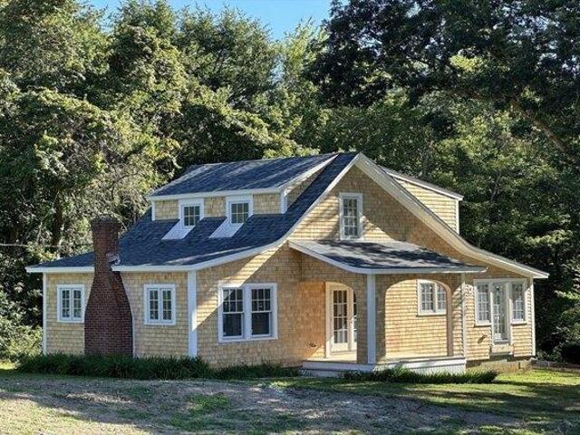 house with 3 bedroom, Dartmouth MA ES105095172