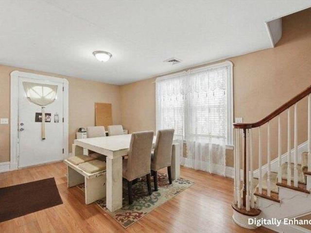 house with 3 bedroom, Dartmouth MA ES105109261