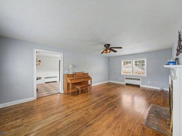 house with 3 bedroom, Denville NJ ES105204435