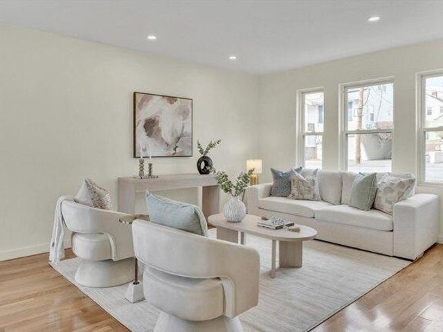 house with 3 bedroom, Dedham MA DLS102826861