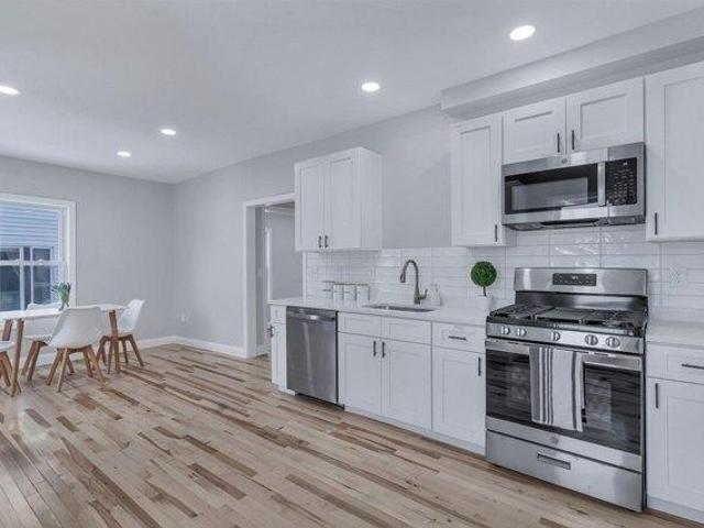 house with 3 bedroom, Dedham MA DLS102961279