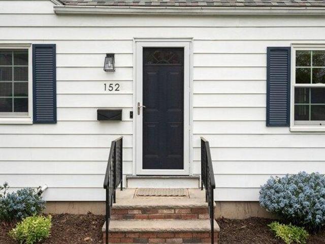 house with 3 bedroom, Dedham MA DS102593425
