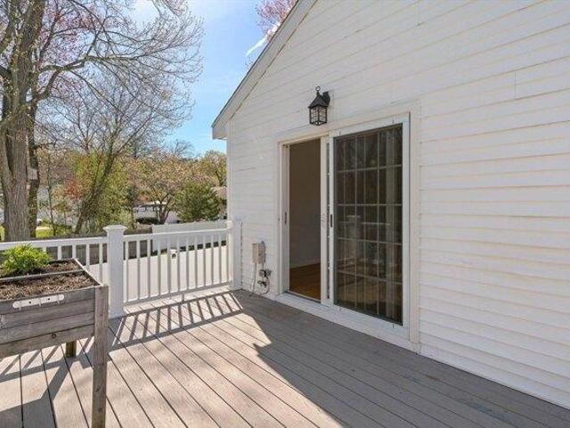 house with 3 bedroom, Dedham MA ES103442934