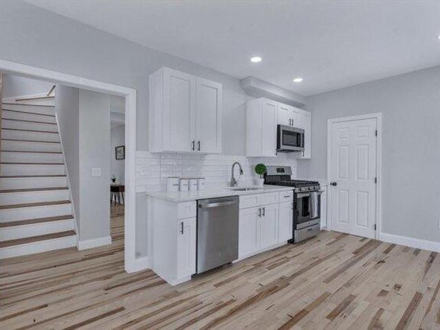 house with 3 bedroom, Dedham MA ES103444923