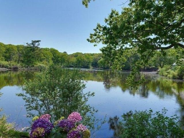 house with 3 bedroom, Dedham MA ES103709850