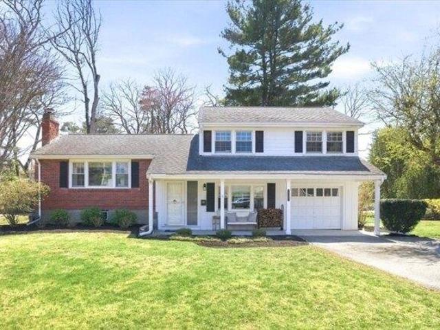 house with 3 bedroom, Dedham MA ES103160922