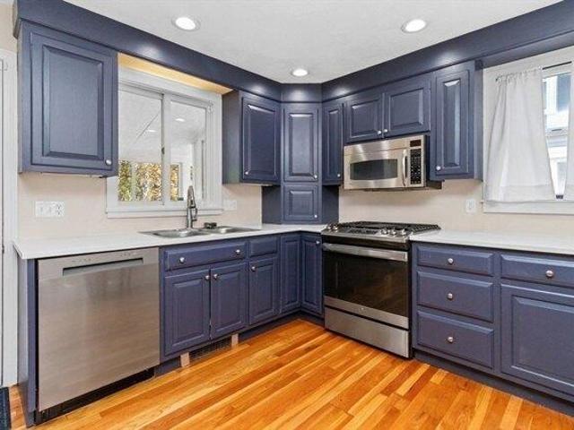 house with 3 bedroom, Dedham MA ES103251151