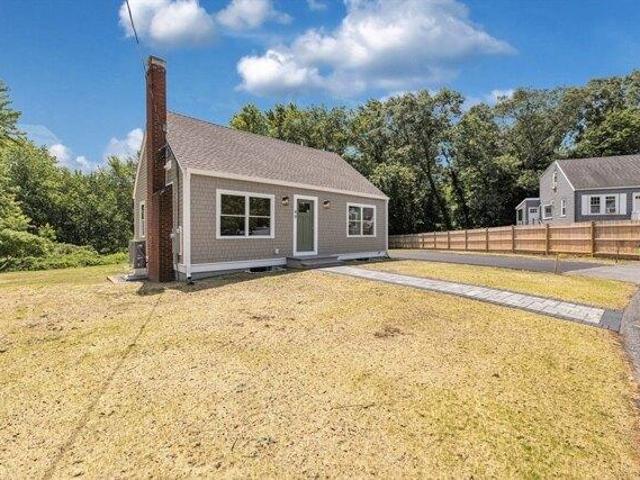 house with 3 bedroom, Dedham MA ES104265317