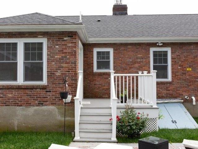 house with 3 bedroom, Dedham MA ES104352739