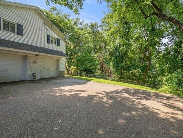 house with 3 bedroom, Dedham MA ES105125876