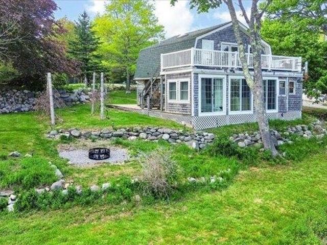 house with 3 bedroom, Deer Isle ME DLS102826421