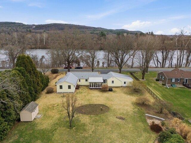 house with 3 bedroom, Deerfield MA DS102668599