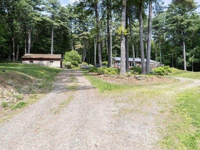 house with 3 bedroom, Deerfield MA ES105440241