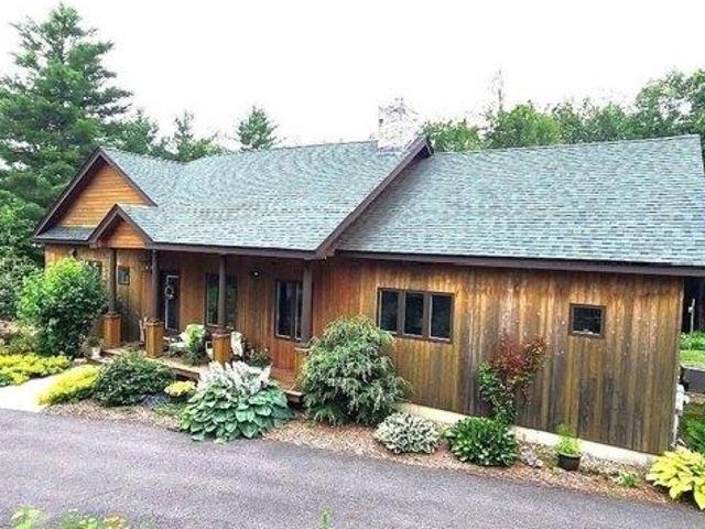 house with 3 bedroom, Deerfield NH DLS101800486