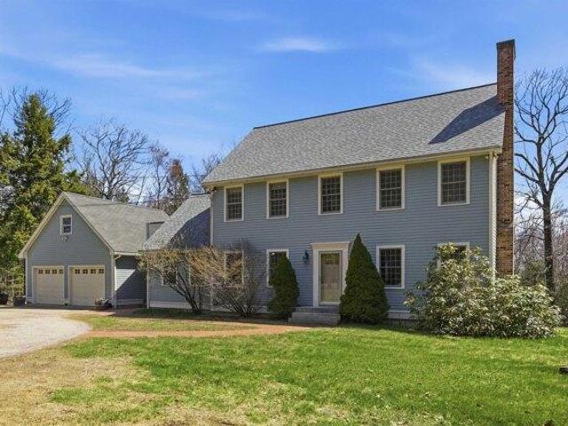 house with 3 bedroom, Deerfield NH DS102156629