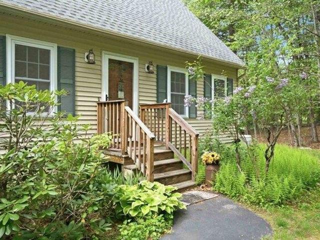 house with 3 bedroom, Deerfield NH DS103035222