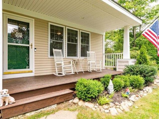 house with 3 bedroom, Deerfield NH DS104188936