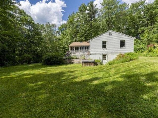 house with 3 bedroom, Deerfield NH ES103497940