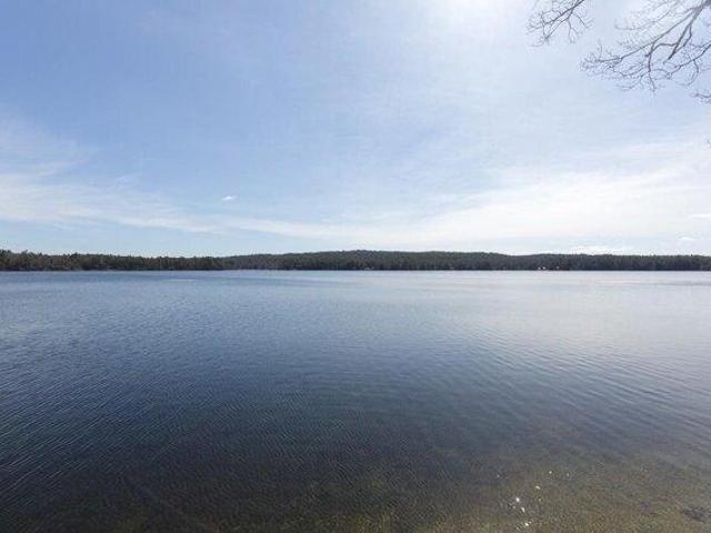 house with 3 bedroom, Deerfield NH ES103497037
