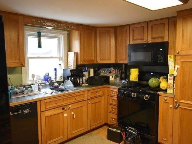 house with 3 bedroom, Deerfield NH ES103499021