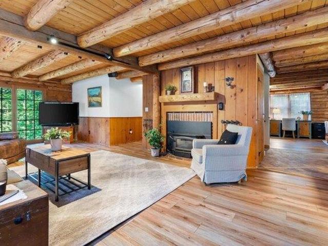 house with 3 bedroom, Deerfield NH ES103499237