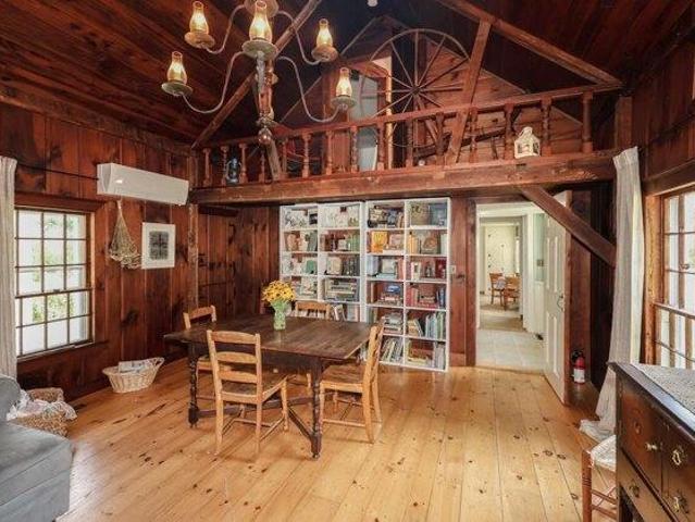 house with 3 bedroom, Deering NH ES105093105