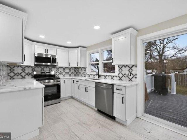 house with 3 bedroom, Deptford NJ DLS101749824