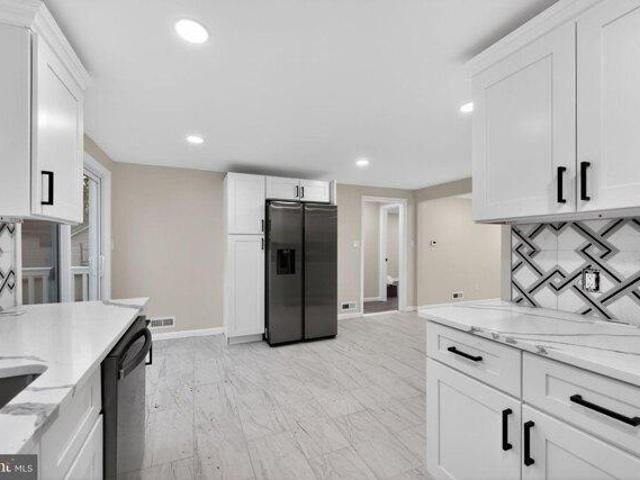 house with 3 bedroom, Deptford NJ ES102826772