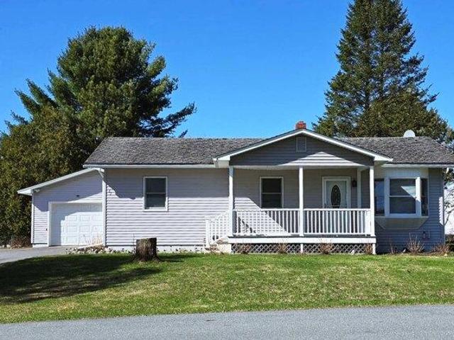 house with 3 bedroom, Derby VT DLS101707888