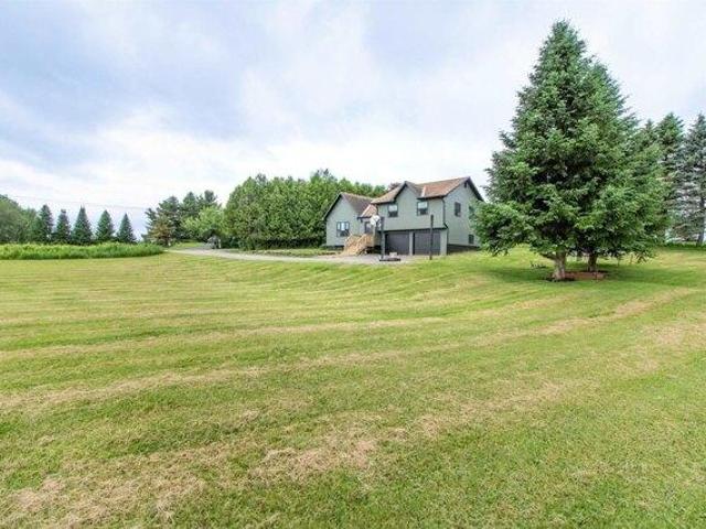 house with 3 bedroom, Derby VT DS93202500