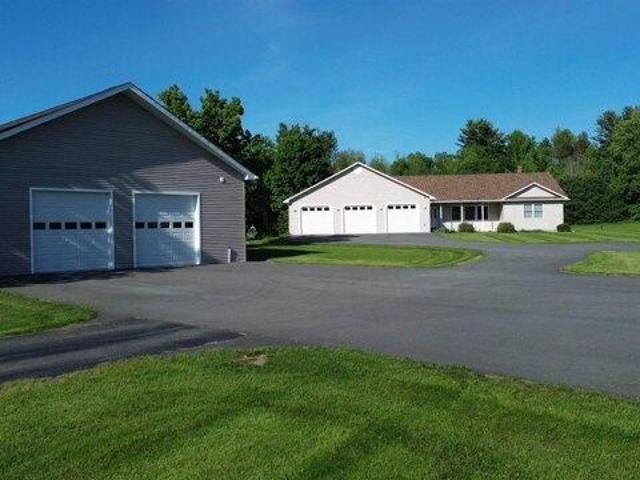 house with 3 bedroom, Derby VT ES104153816