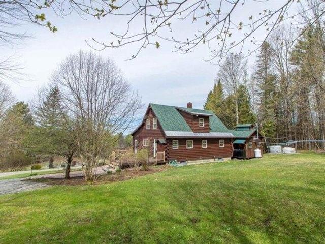 house with 3 bedroom, Derby VT ES104237927