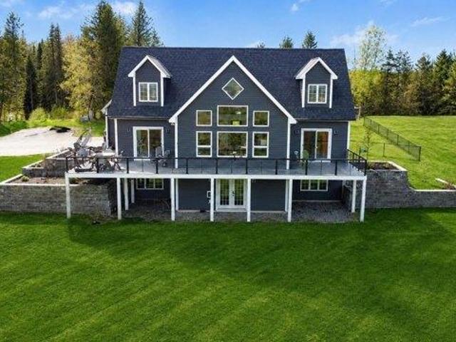 house with 3 bedroom, Derby VT ES104848348