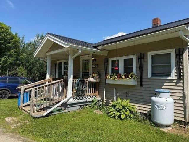 house with 3 bedroom, Derby VT ES105107767