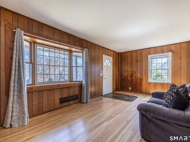 house with 3 bedroom, Derby CT DS102063555