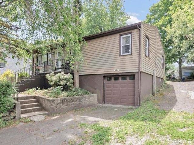 house with 3 bedroom, Derby CT ES104811036
