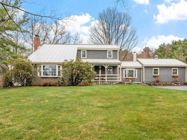 house with 3 bedroom, Derry NH DLS101660888