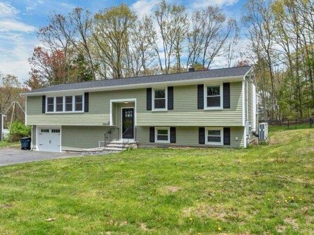 house with 3 bedroom, Derry NH DLS103019429