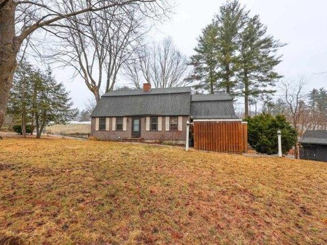 house with 3 bedroom, Derry NH DS102409841