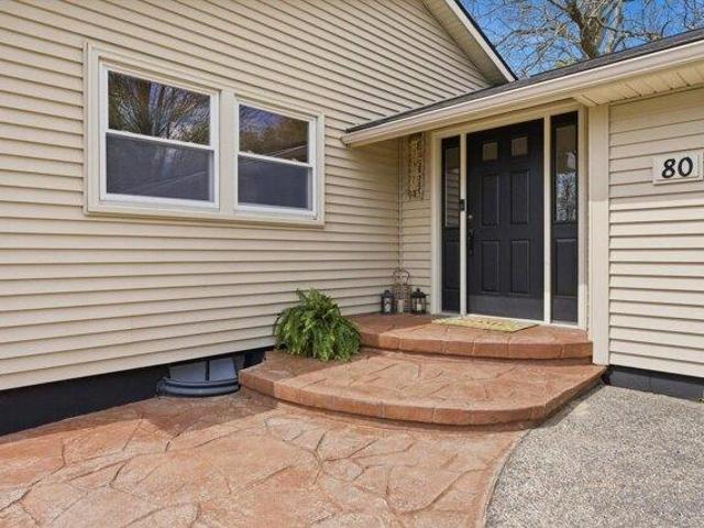 house with 3 bedroom, Derry NH DS103020382