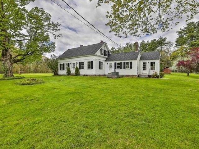 house with 3 bedroom, Derry NH DS103036122