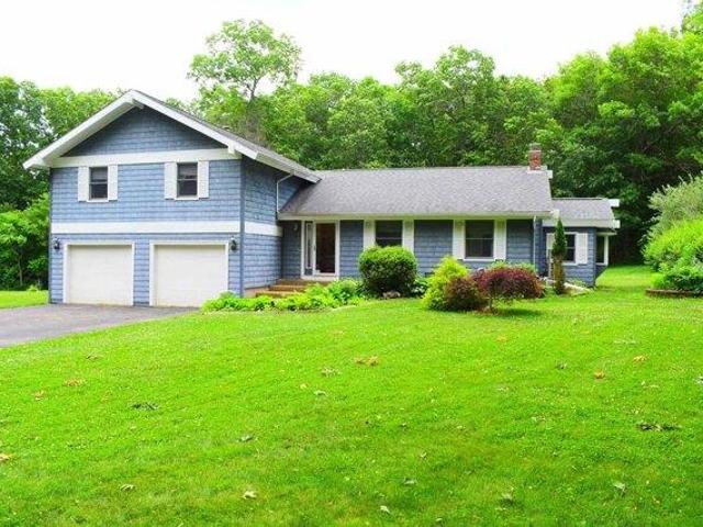 house with 3 bedroom, Derry NH DS104298968