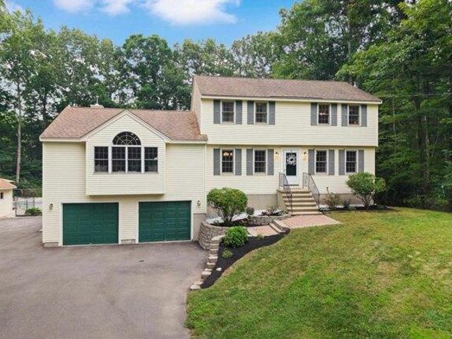 house with 3 bedroom, Derry NH DS104440668